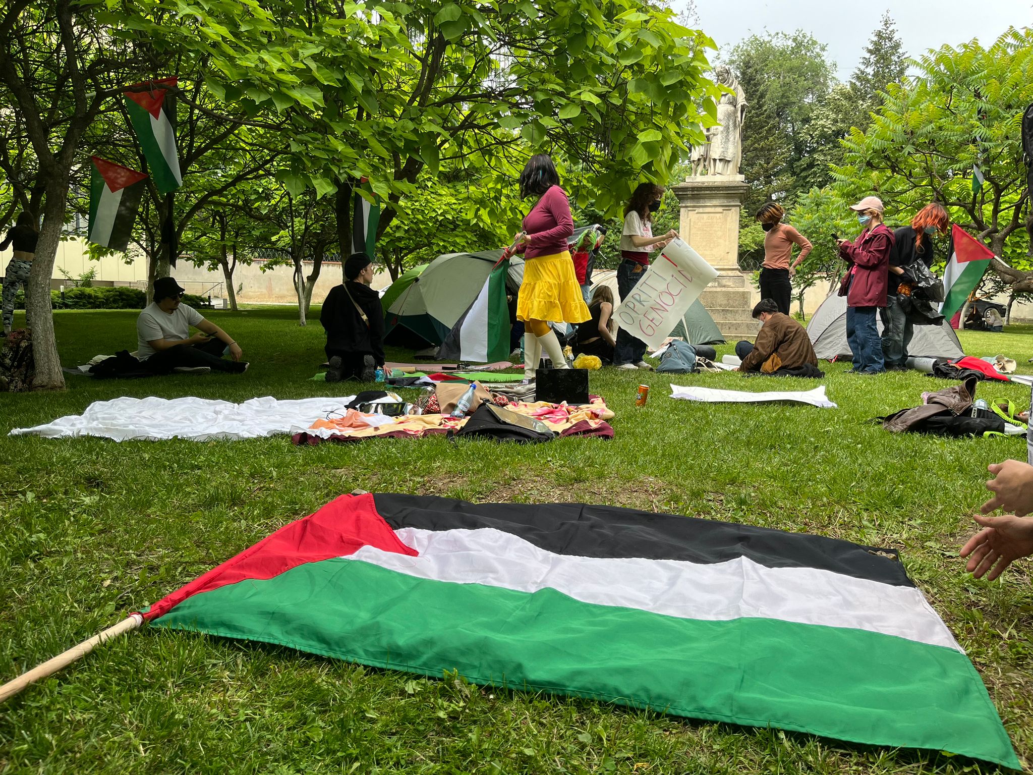 World leaders react after Iranian President Ibrahim Raisi dies in ...